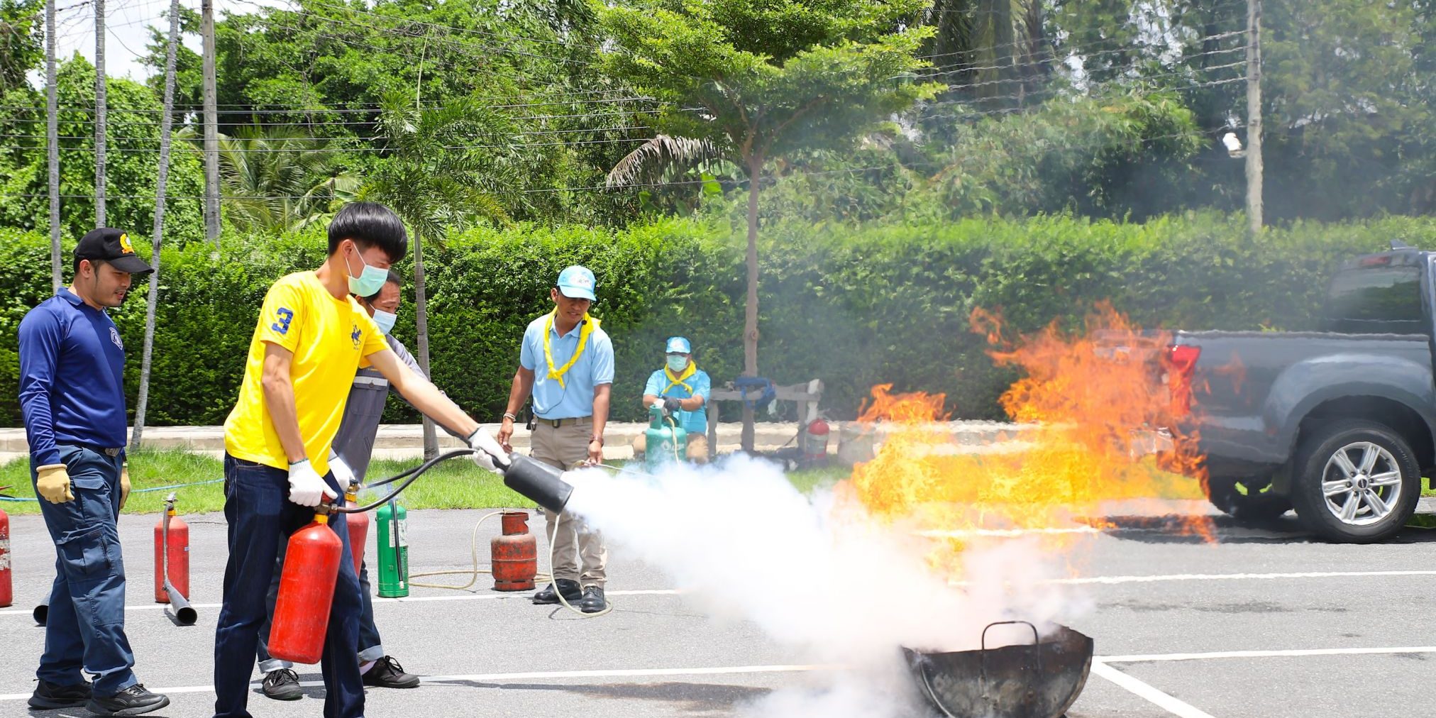 EESH and student dormitory organize a basic fire fighting training ...
