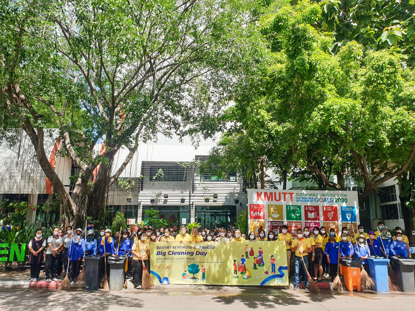 Volunteer “We do from our heart” at KMUTT - Sustainability @ KMUTT