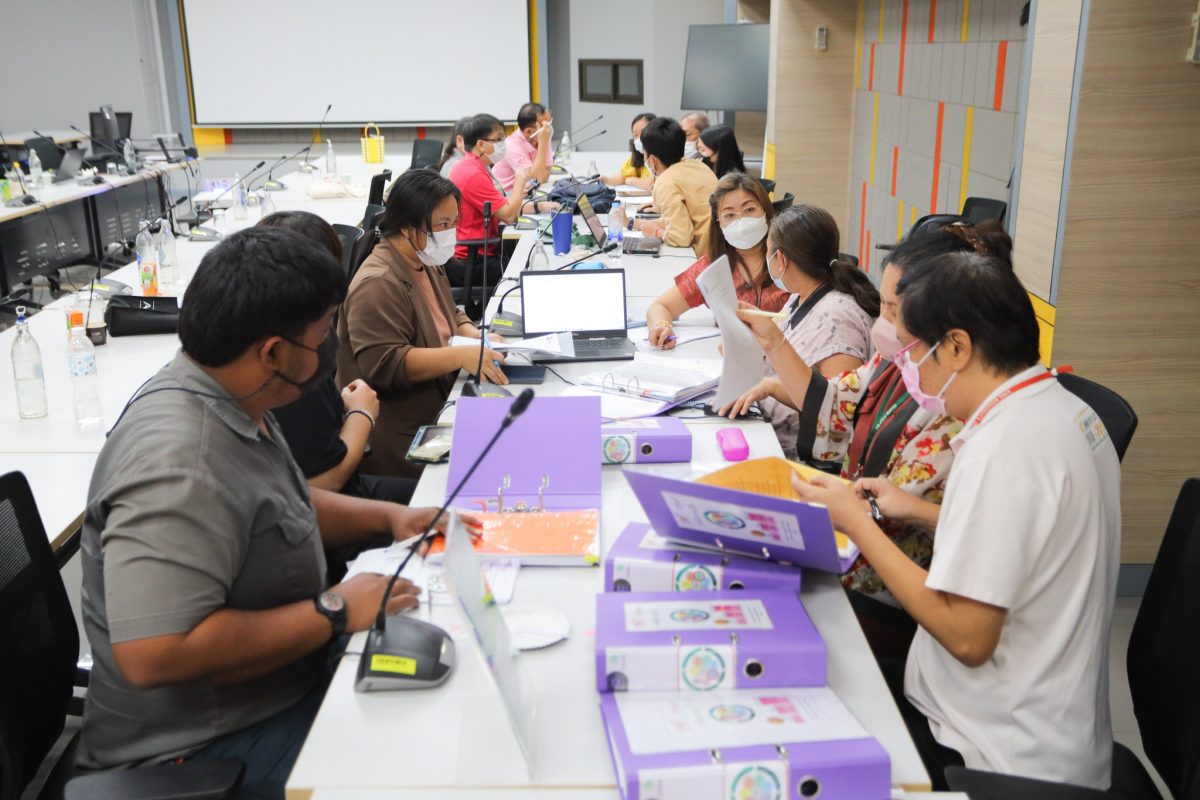 "KMUTT Hosts Training for Laboratory Assessors Using Peer Evaluation ...