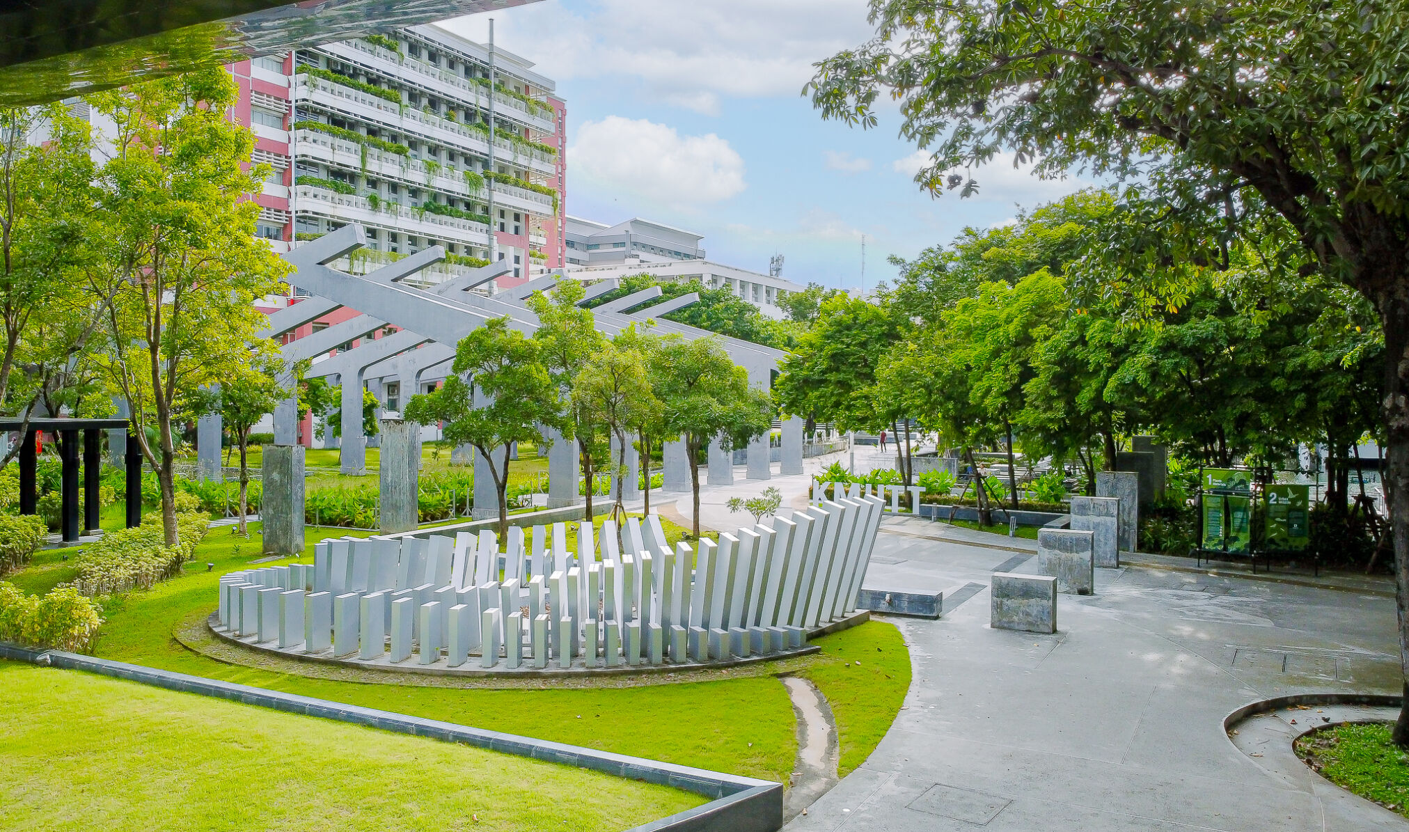 University History and General Information - Sustainability @ KMUTT